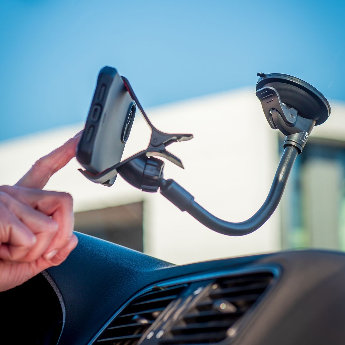 support pince voiture universel pour smartphone et gps