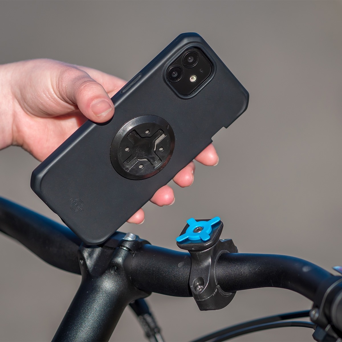 support smartphone pour guidon de velo universel fabriqué en France