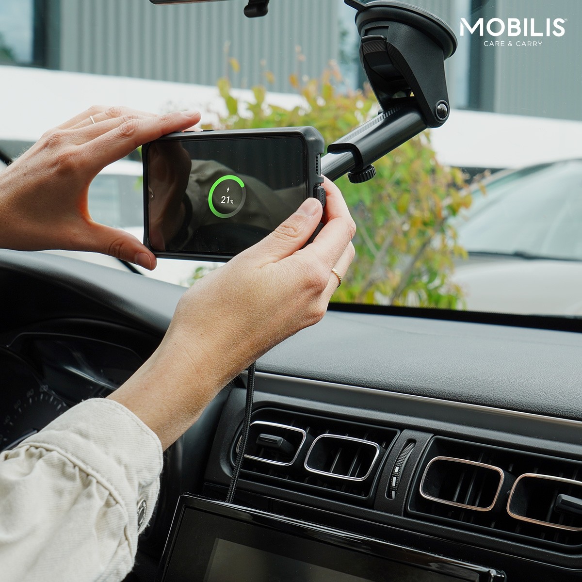 ENERGIA MOBILE Dongle + Charging Suction mount 65W